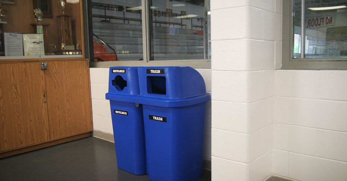 Techstar Plastics Bullseye Jumbo Recycling Container - Tresk